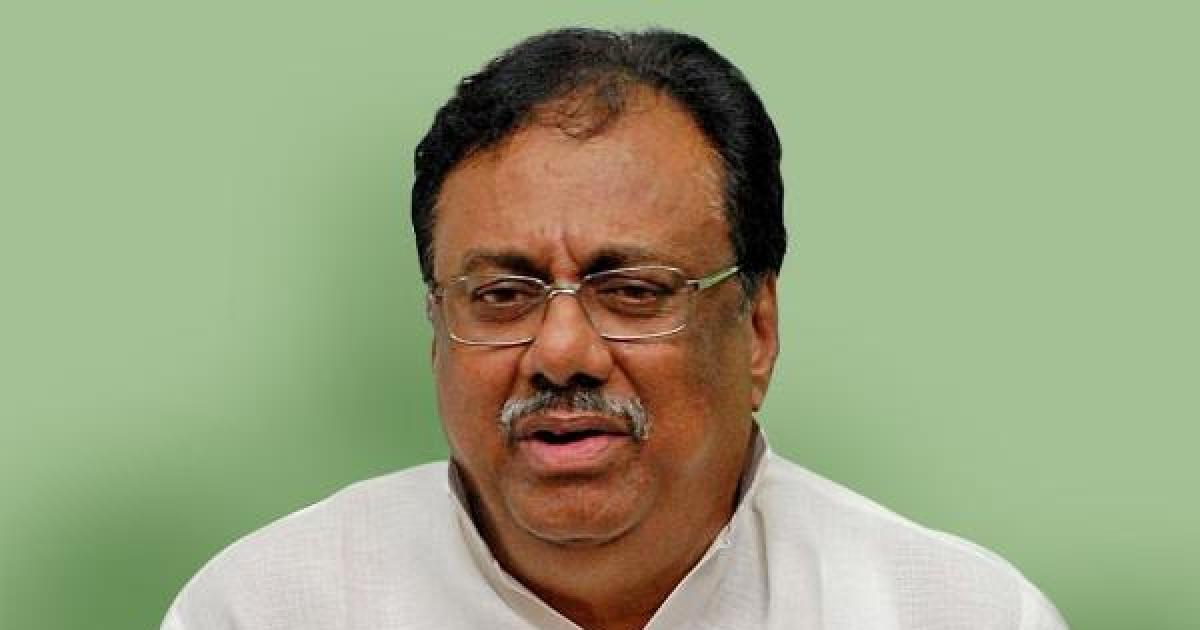 Congress leader Elangovan sworn in as a Tamil Nadu MLA for the first ... Congress leader Elangovan sworn in as a Tamil Nadu MLA for the first ...